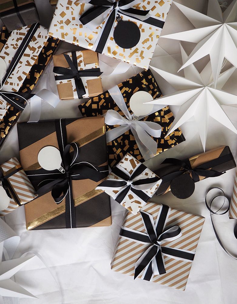 THE TRENDIEST CHRISTMAS WRAPPING PAPER OF 2021