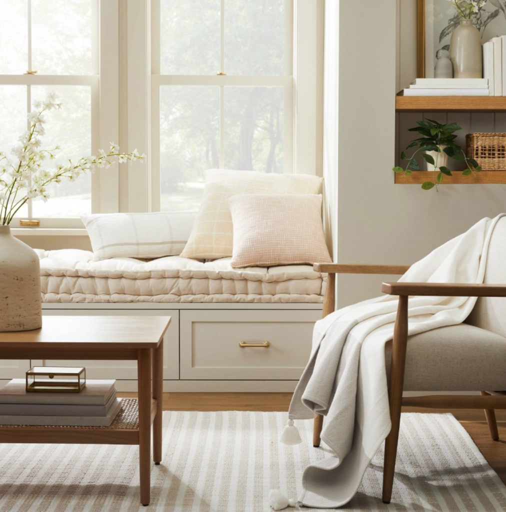 THE BEST NEUTRAL THROW BLANKET PICKS FROM TARGET