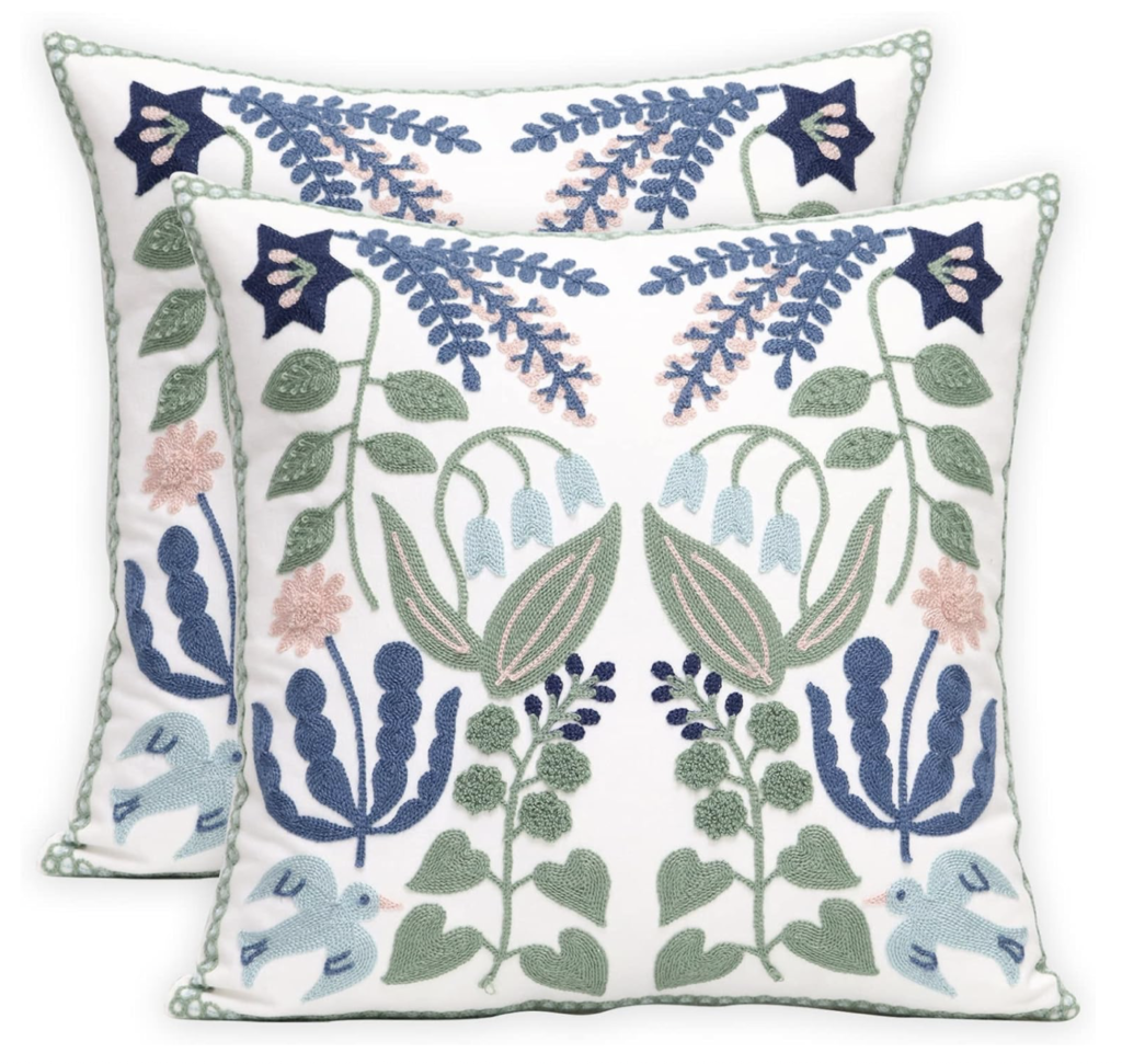 13+ Insanely Good Spring Pillows That You’ll Love - By Annabelle Rose